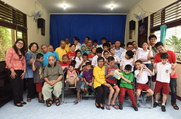 Sekretariat Kabinet Republik Indonesia | Bakti Sosial Lembaga-Lembaga ...