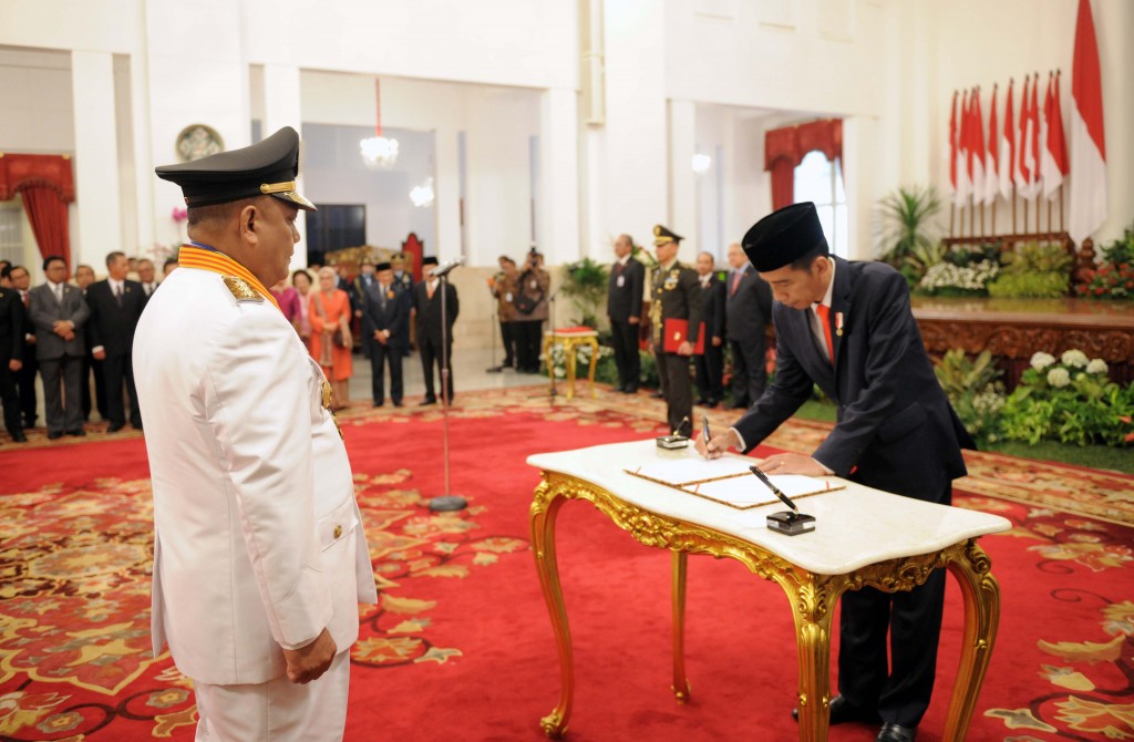 Sekretariat Kabinet Republik Indonesia | Presiden Jokowi Lantik 5 Gubernur dan 6 Wakil Gubernur ...