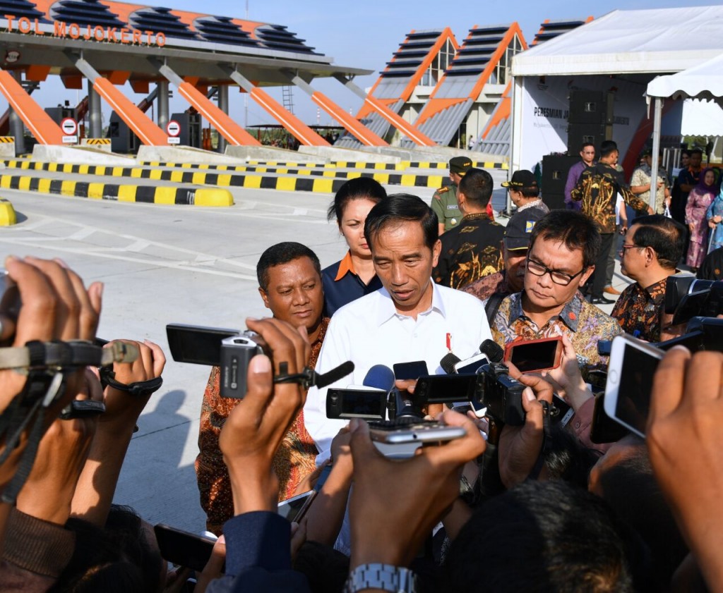 Sekretariat Kabinet Republik Indonesia | Presiden Jokowi Resmikan Ruas Jalan Tol Jombang ...