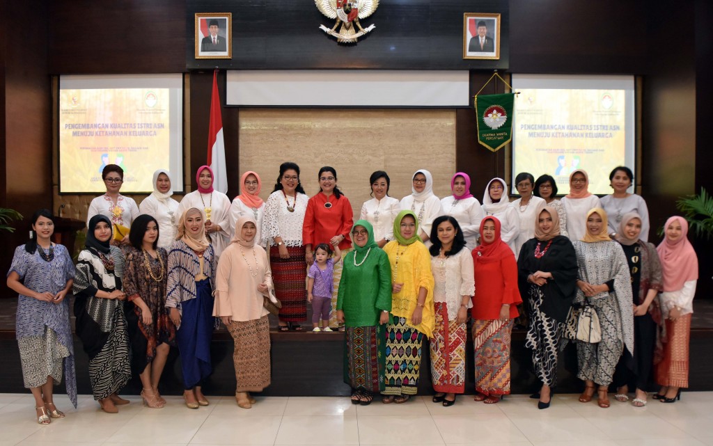 Sekretariat Kabinet Republik Indonesia | Songsong Hari Ibu, DWP Setkab ...