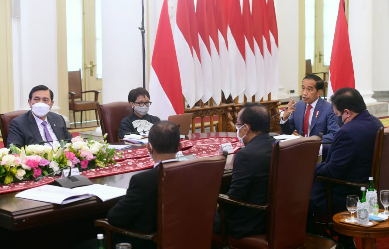 Sekretariat Kabinet Republik Indonesia Hadiri Wef Presiden Paparkan