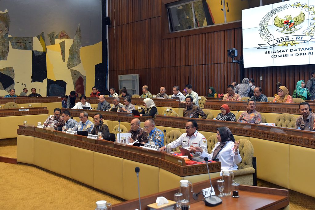 Sekretariat Kabinet Republik Indonesia | Rapat Kerja Sekretariat ...