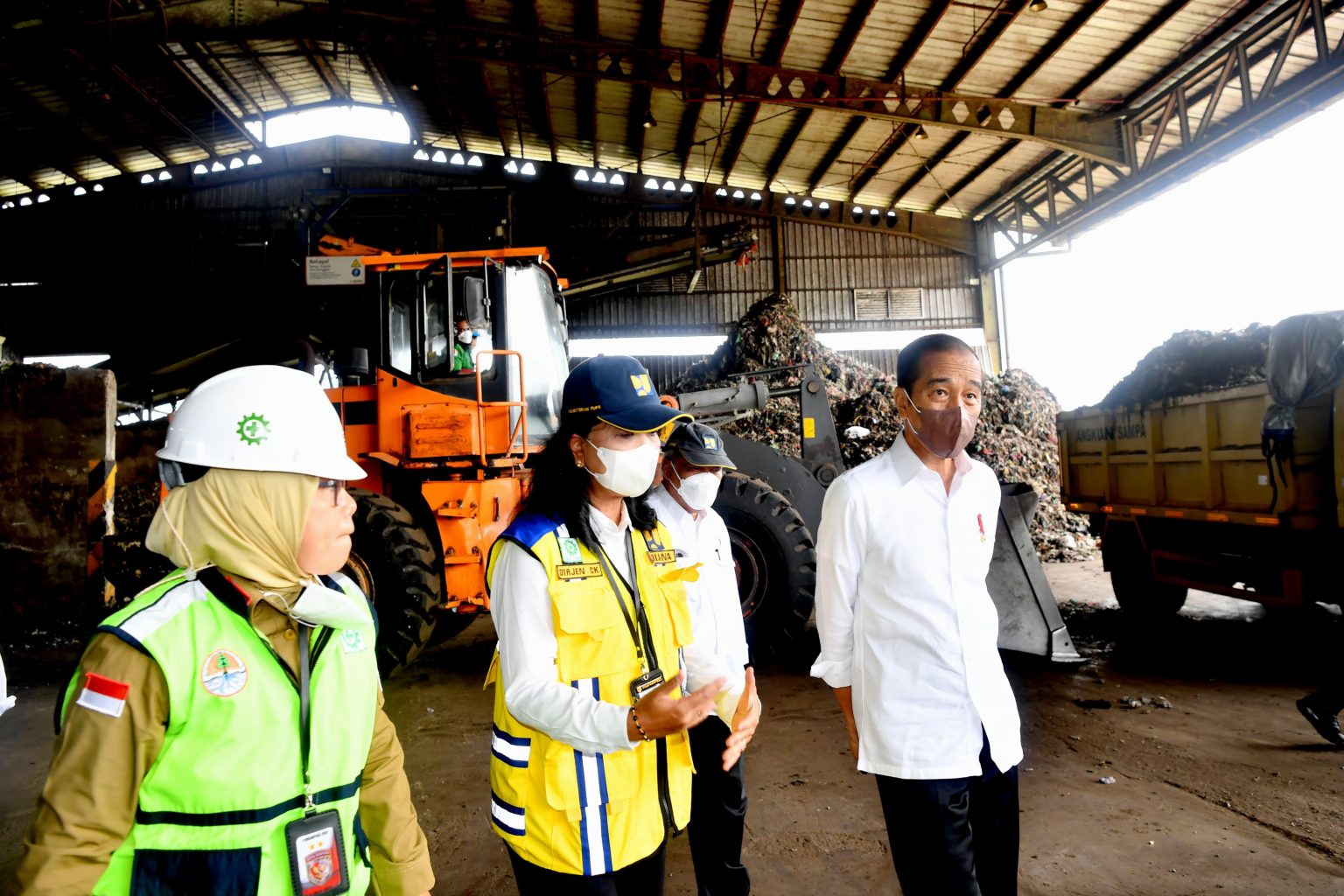 Sekretariat Kabinet Republik Indonesia | Kunjungi TPST RDF Cilacap ...