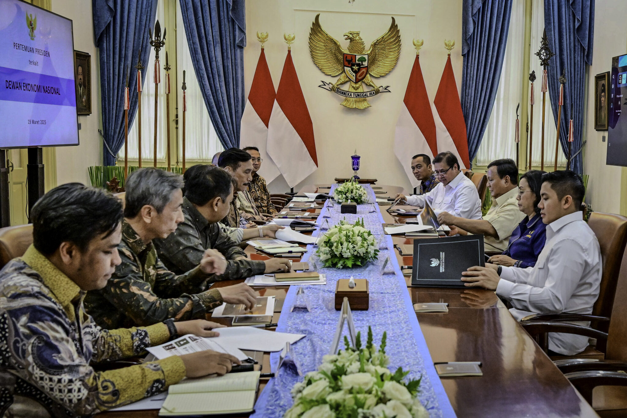 Sekretariat Kabinet Republik Indonesia | Presiden Prabowo Instruksikan Deregulasi untuk ...