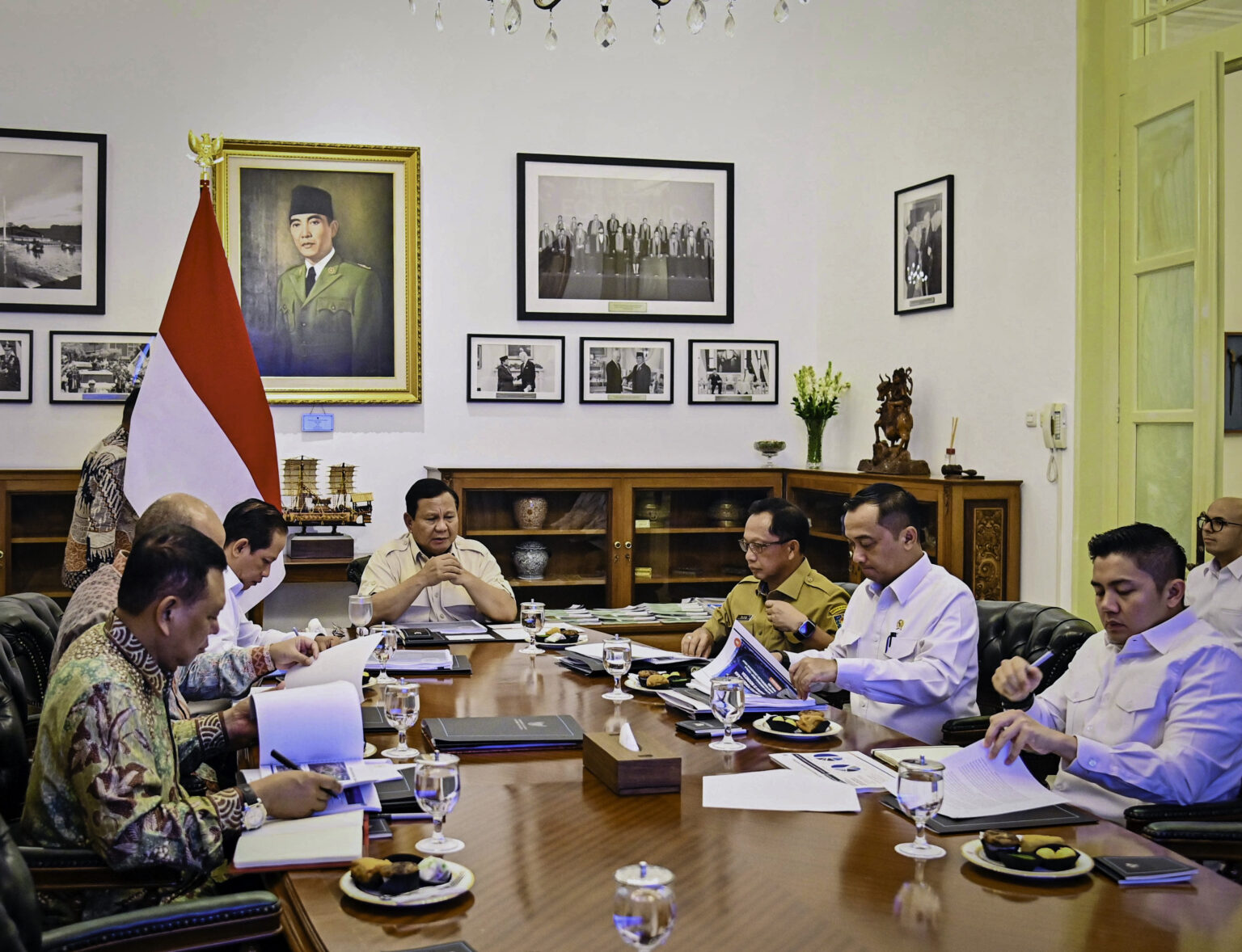 Sekretariat Kabinet Republik Indonesia | Presiden Prabowo Instruksikan Akselerasi Penanganan ...